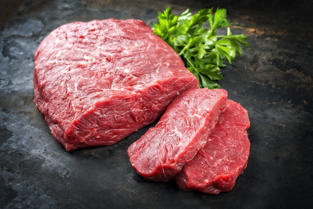 Rinderlende/ Roastbeef geeignet als Braten oder Steaks ca. 1-2,5kg; 34 ...